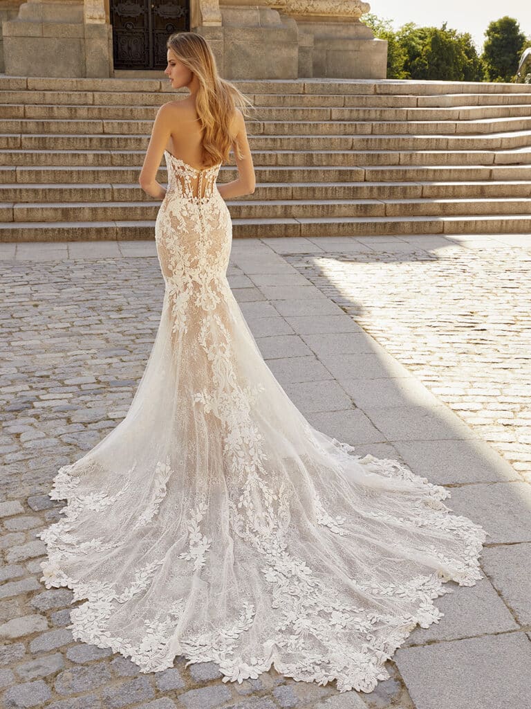 Élysée Atelier Wedding Dress Collection | Bridal Reflections